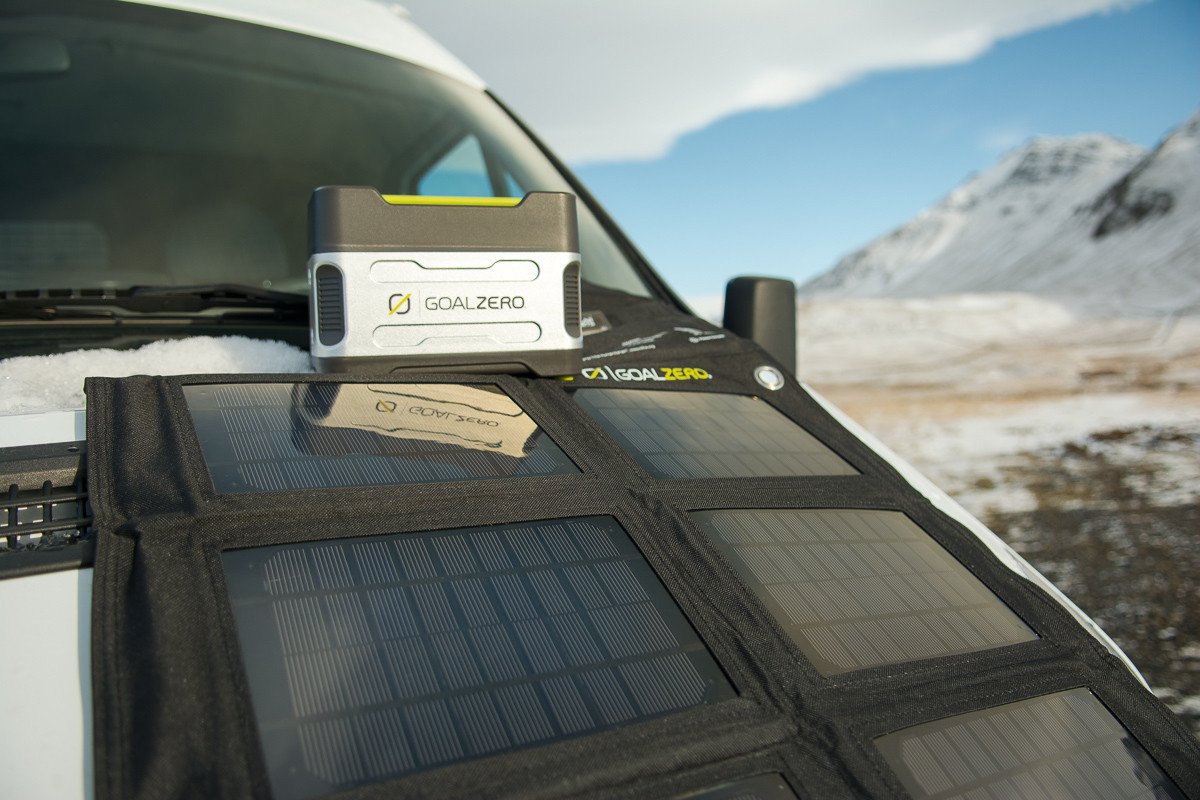 10 Best Solar Generators (Summer 2023) – Reviews & Buying Guide