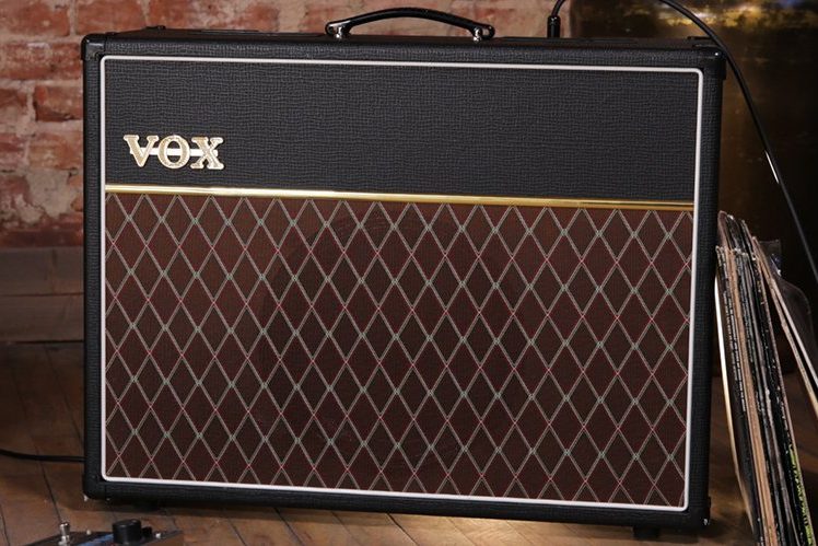 7 Best Blues Amps (Summer 2024) – Reviews & Buying Guide