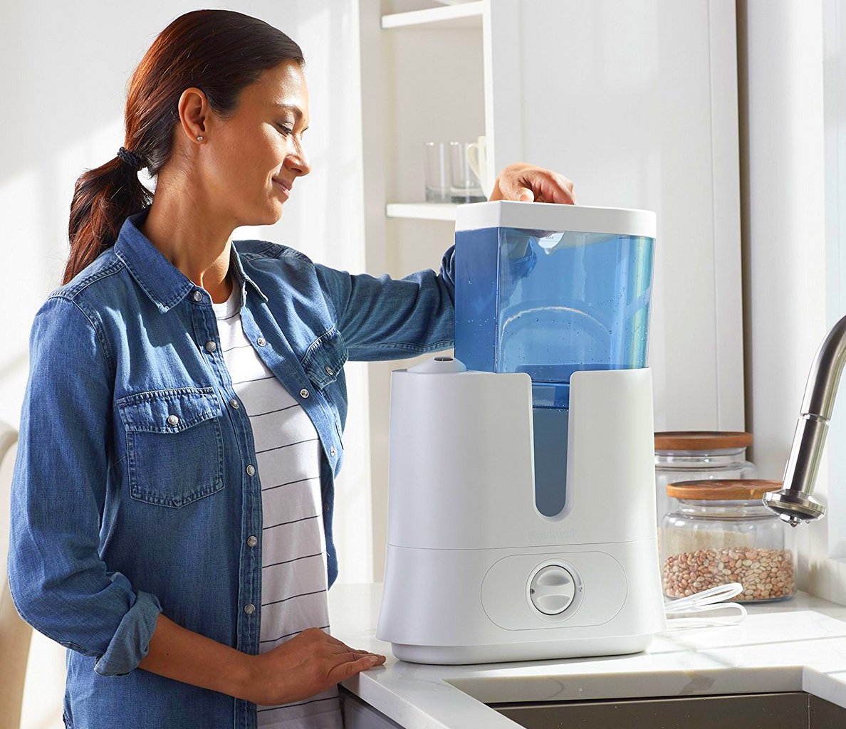 9 Best Humidifiers for Asthma (Winter 2024) – Reviews & Buying Guide