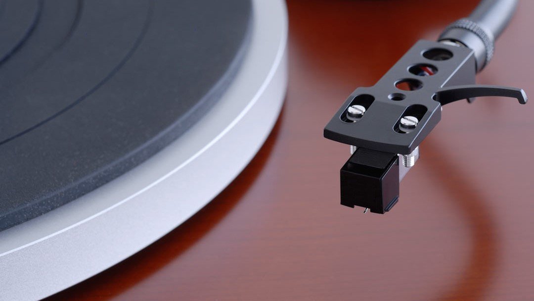 How to Ground a Turntable: a Guide for Absolute Beginners