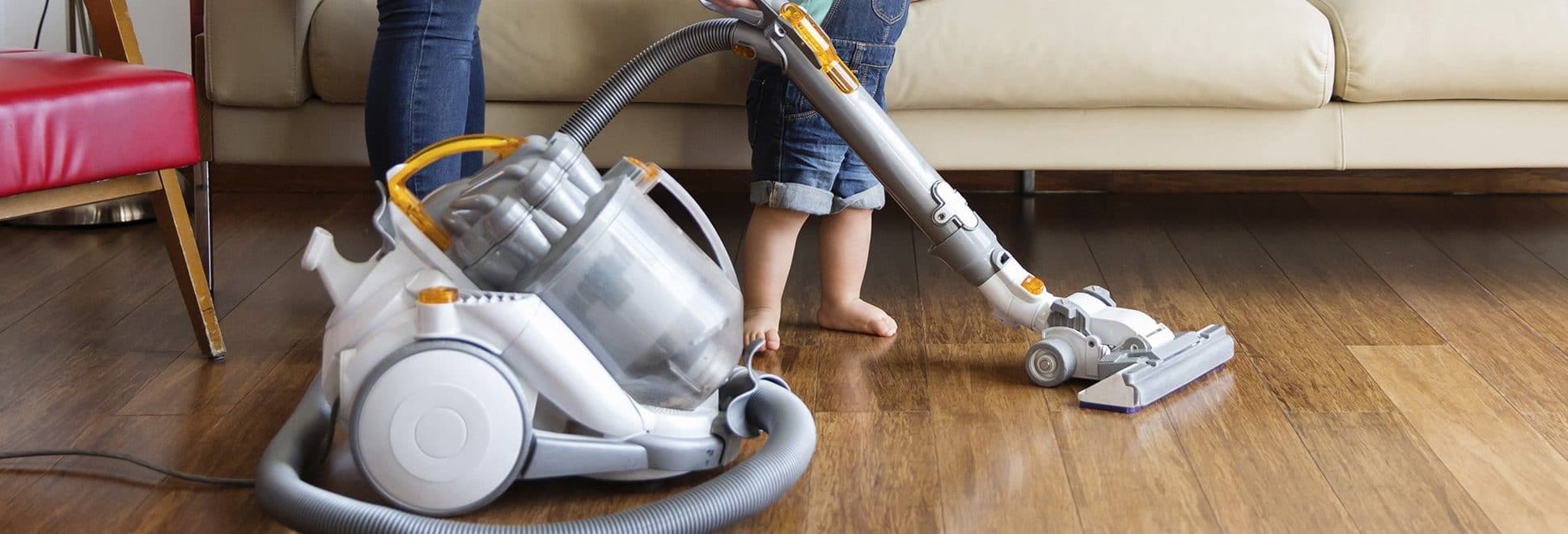 8 Best Vacuums for Hardwood Floors (Winter 2025) - Reviews & Buying Guide