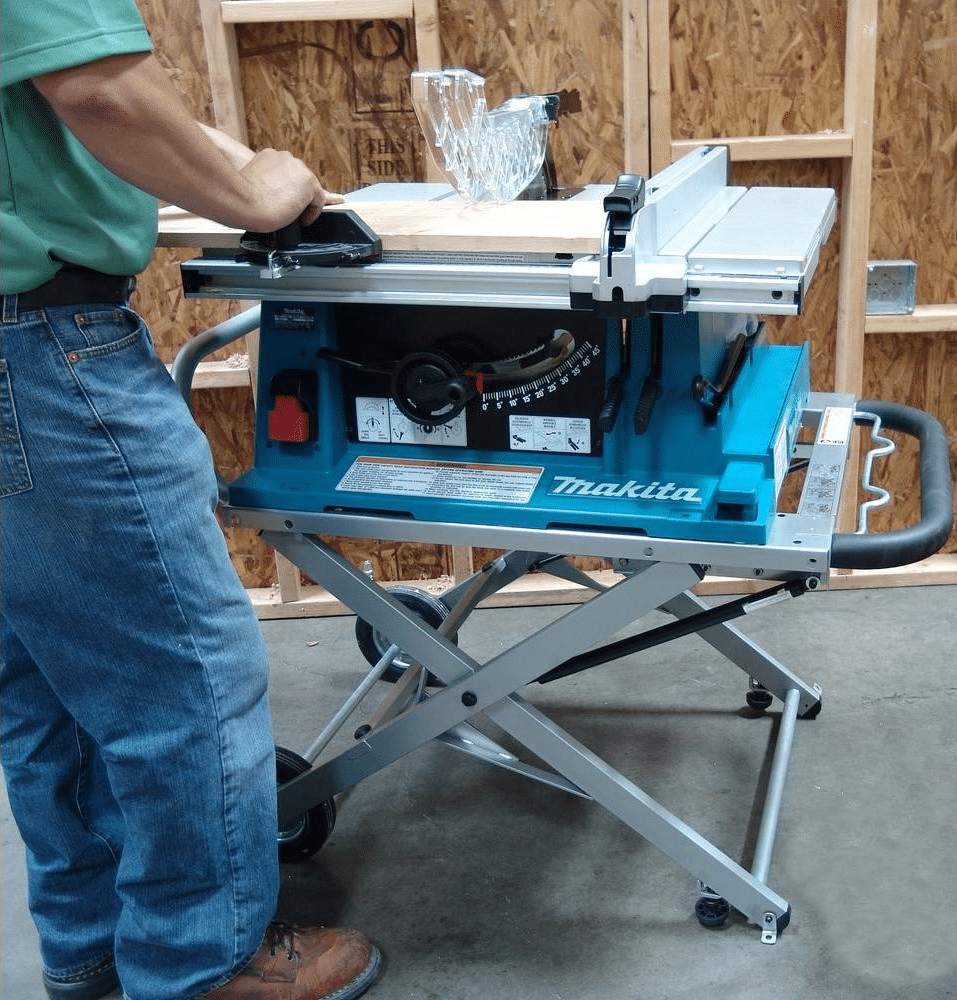 12 Best Portable Table Saws (Winter 2024) – Reviews & Buying Guide