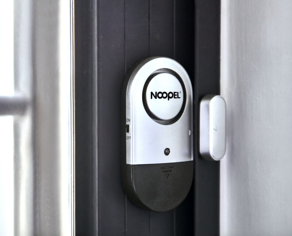 7 Best Door Alarms (Winter 2025) – Reviews & Buying Guide