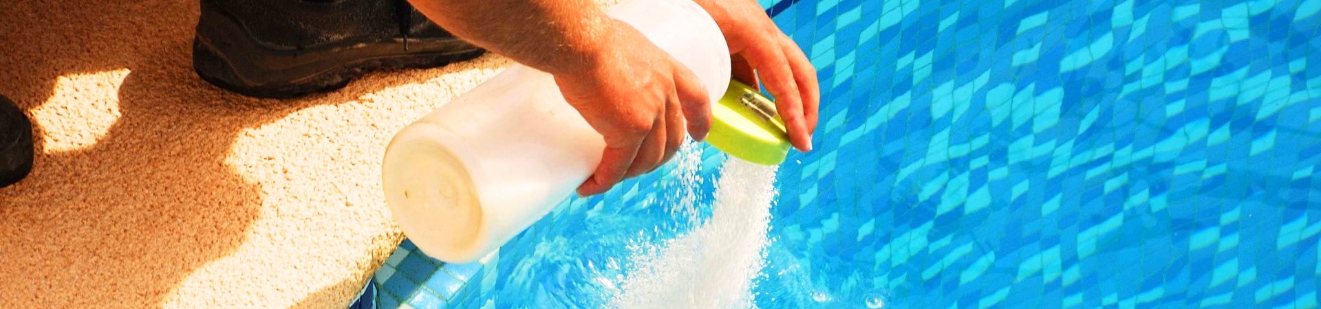 5 Best Pool Shocks (Winter 2025) – Reviews & Buying Guide