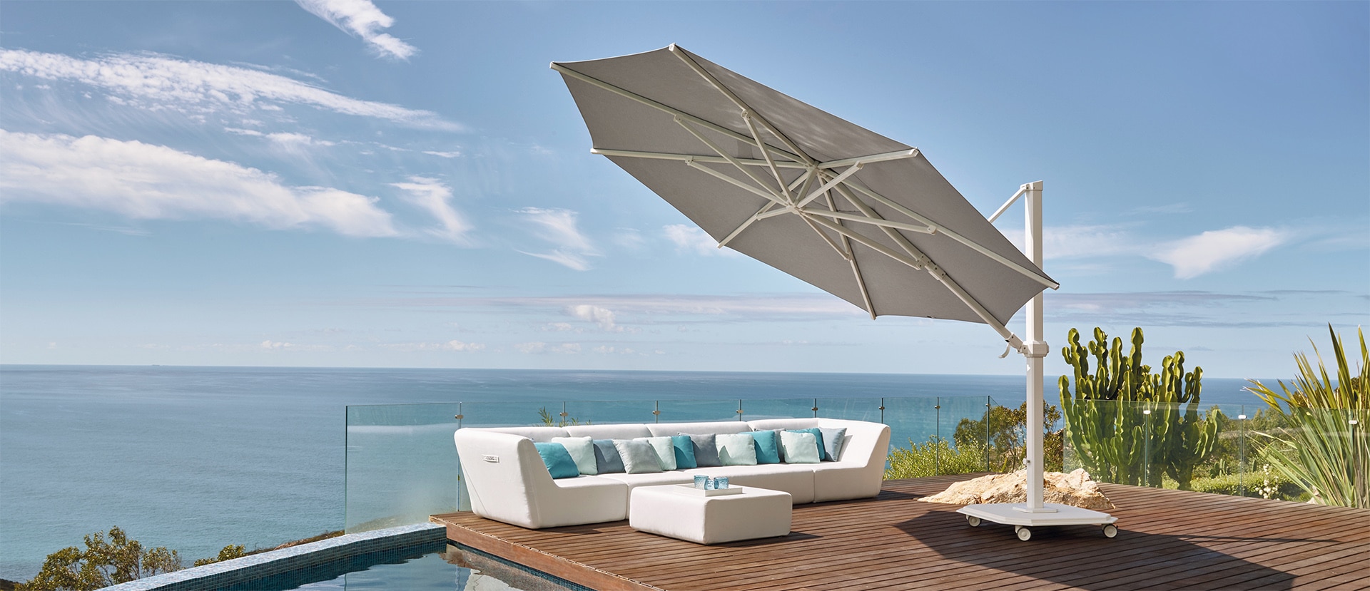 6 Best Pool Umbrellas (Summer 2024) — Reviews & Buying Guide