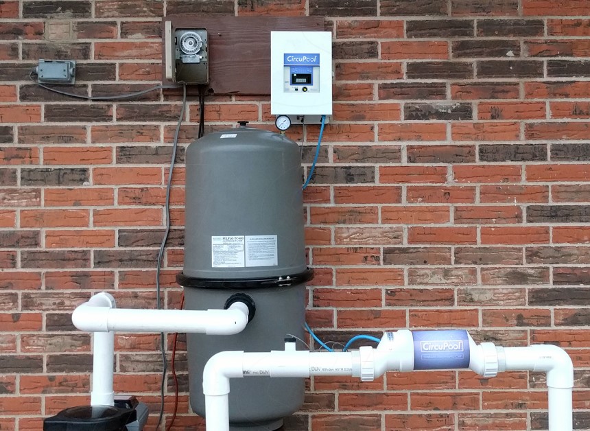 5 Best Salt Water Chlorinators (Winter 2025) — Reviews & Buying Guide