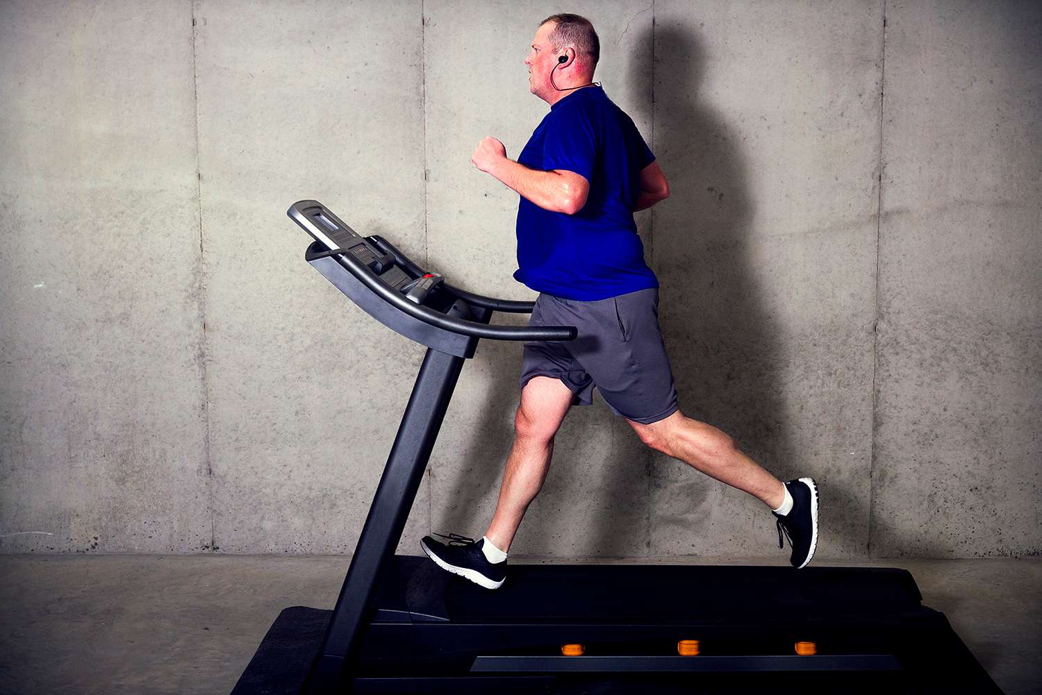 7 Best Treadmills with 400 lb Weight Capacity (Winter 2024) – Reviews