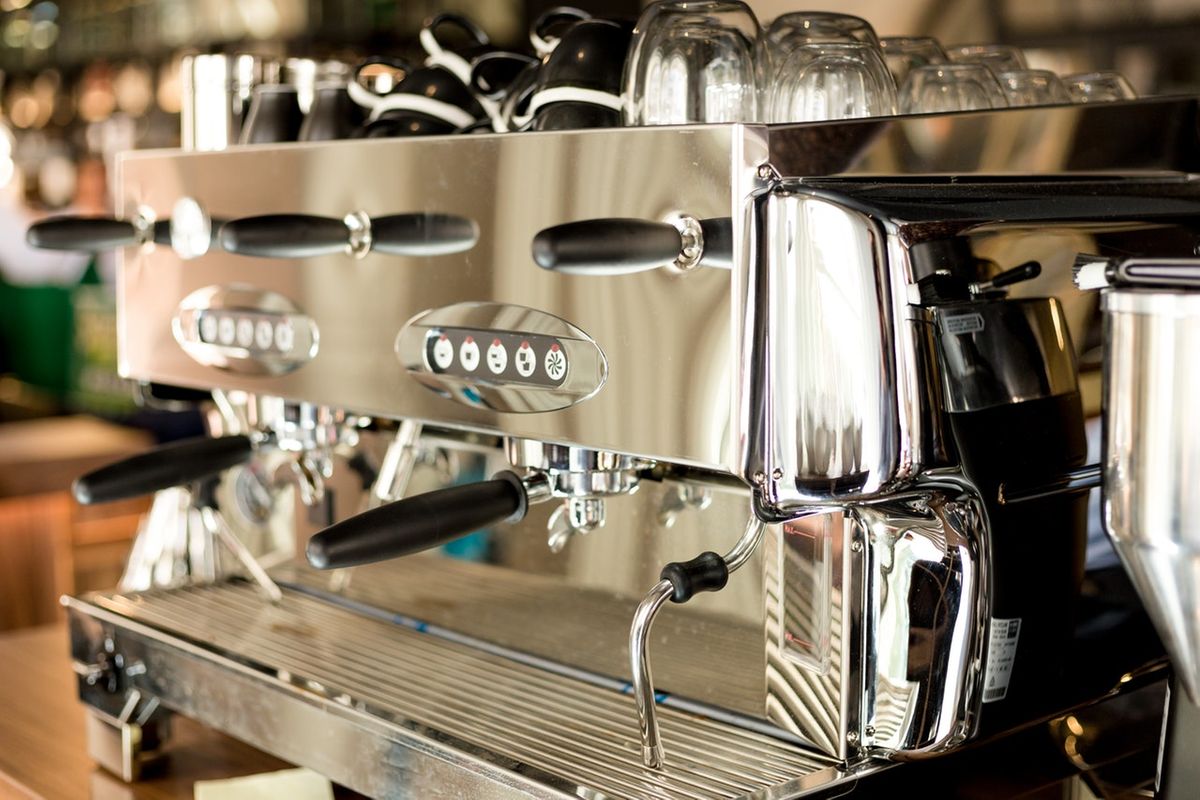 5 Best Commercial Espresso Machines (Fall 2023) – Reviews & Guide