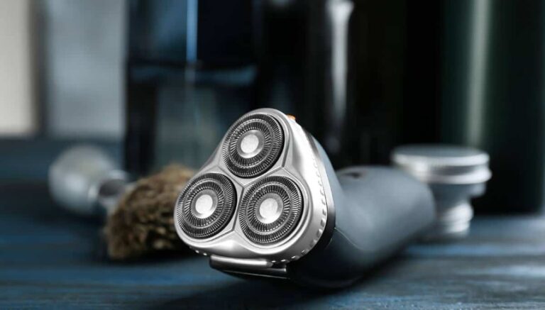 Foil vs. Rotary Shaver: Which One Better Suits Your Needs?